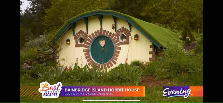 Cozy-warm-adorable Hobbit House - Bainbridge Island