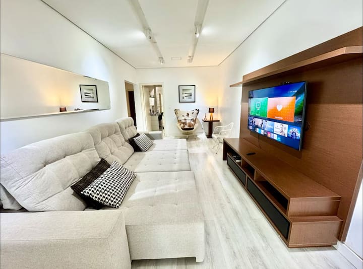 Casa C/ Piscina, Wi-fi, Ar Cond. - Uberlândia