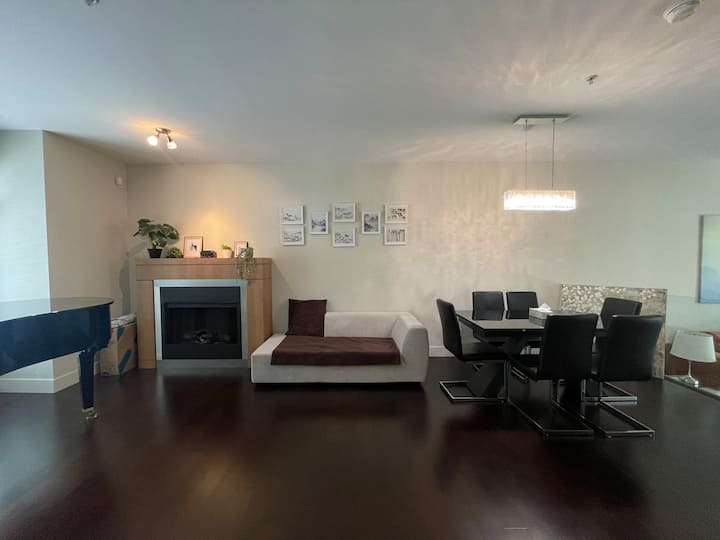Spacious 5br Townhome In Ubc | Steps To Campus - Vancouver Island