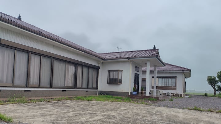 ビーチまで車で10分|16名okの一棟貸し|静かな隠れ家 - 東金市
