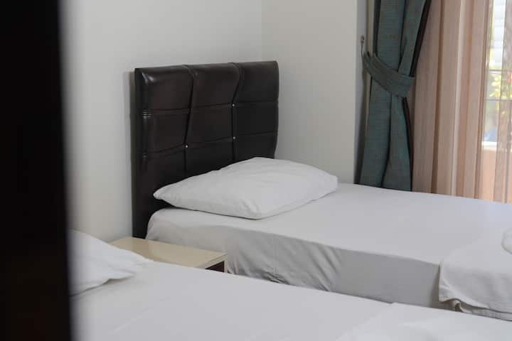 Triple Standart Oda - Edremit, Balıkesir
