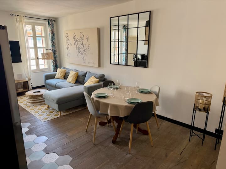 Centre Ville, Appartement Pour 4 - Saint-Tropez