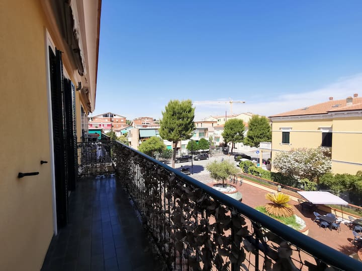 Trilocale In Corso Matteotti - Porto Recanati
