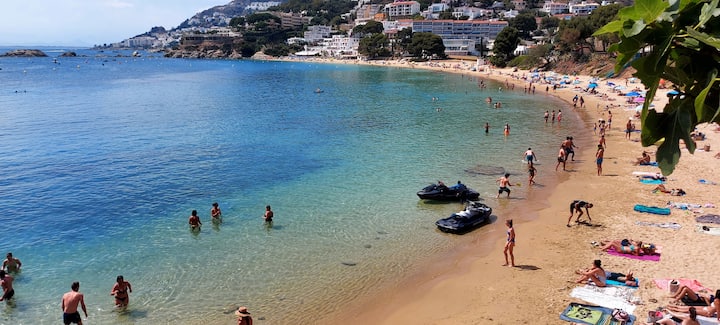 50 M Plage D Almadrava- 125 M 2 - 10 Couchages - Cadaqués