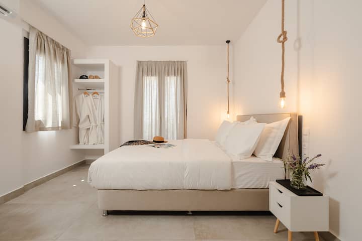 Naxosbalconyapartments4 - Naxos