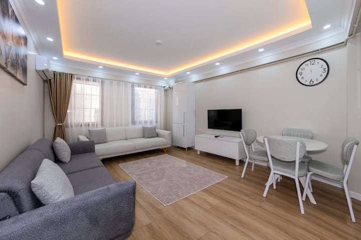 Fatih'te Yeni 2+1 Daire No:2 - Turkey