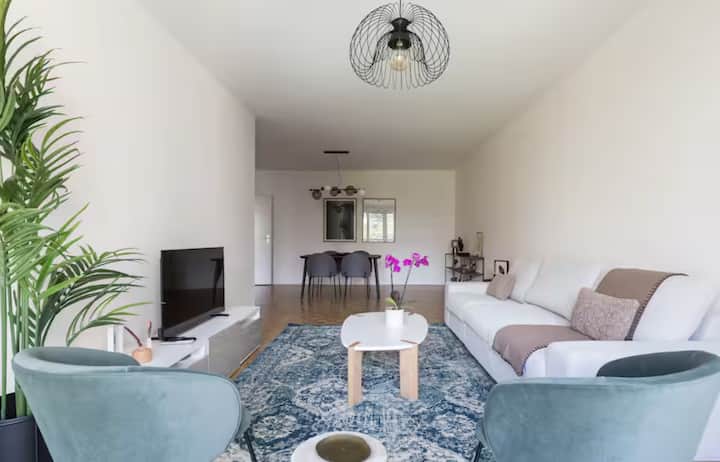 Luxurious 80sqm Apt - Champel - Geneva