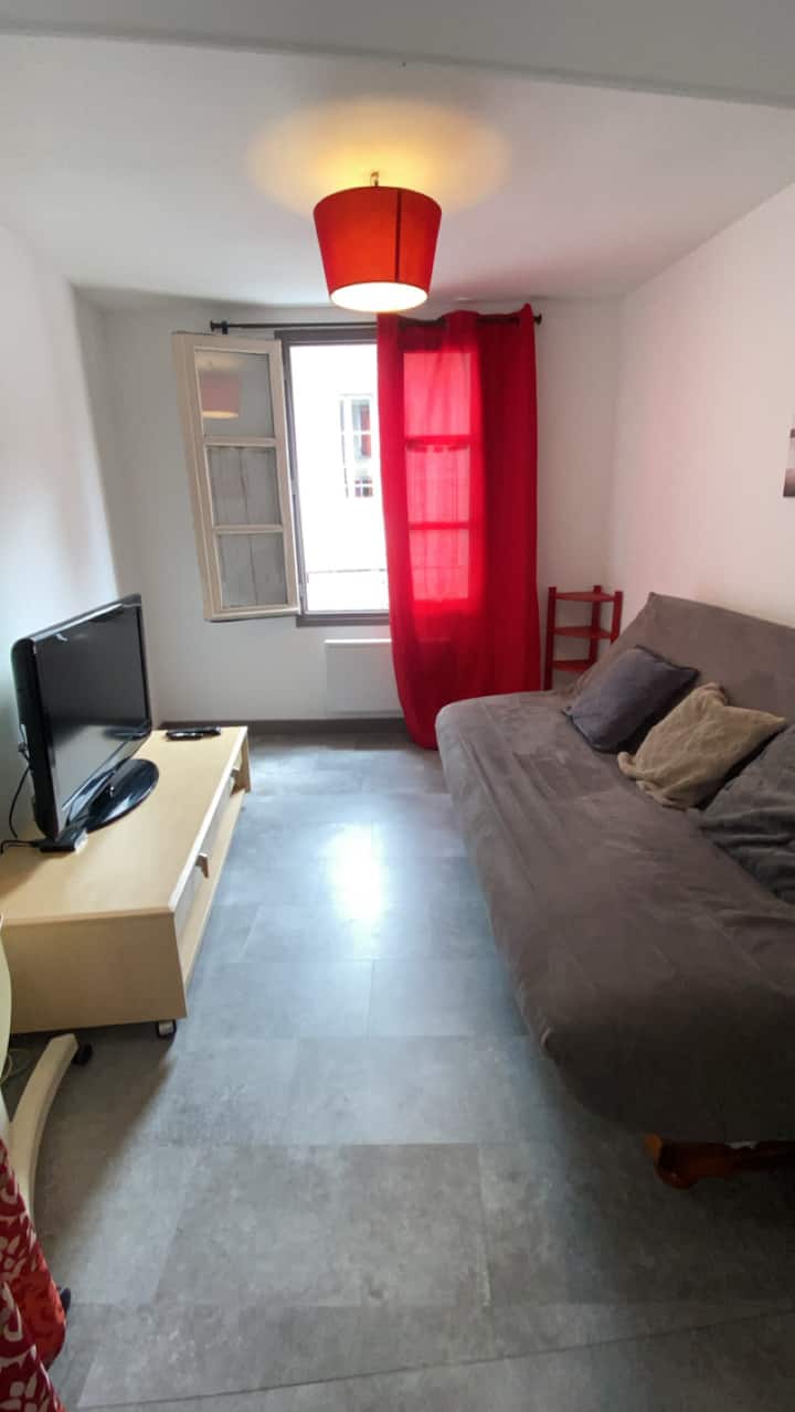 Joli Studio Dans Le Centre-ville - Aurillac