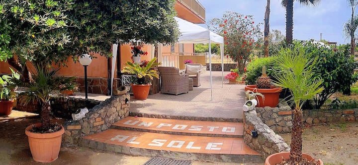 Un Posto Al Sole - Paola
