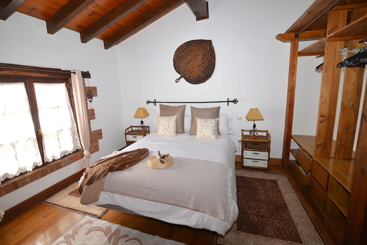 Posada El Rumoroso. Navy & Toffe Room - Cantabria