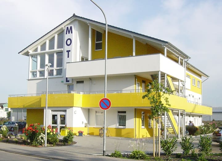 2 Raum Apt. Mit Küche - Hanau