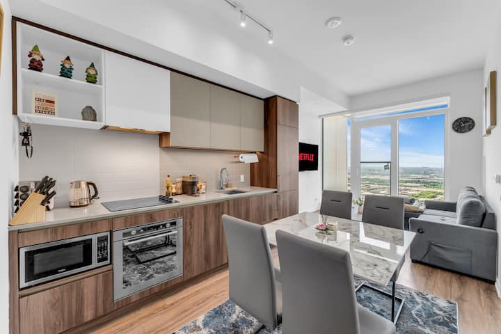 2bed Condo 2bath Spacious High Floor Vaughan - Vaughan