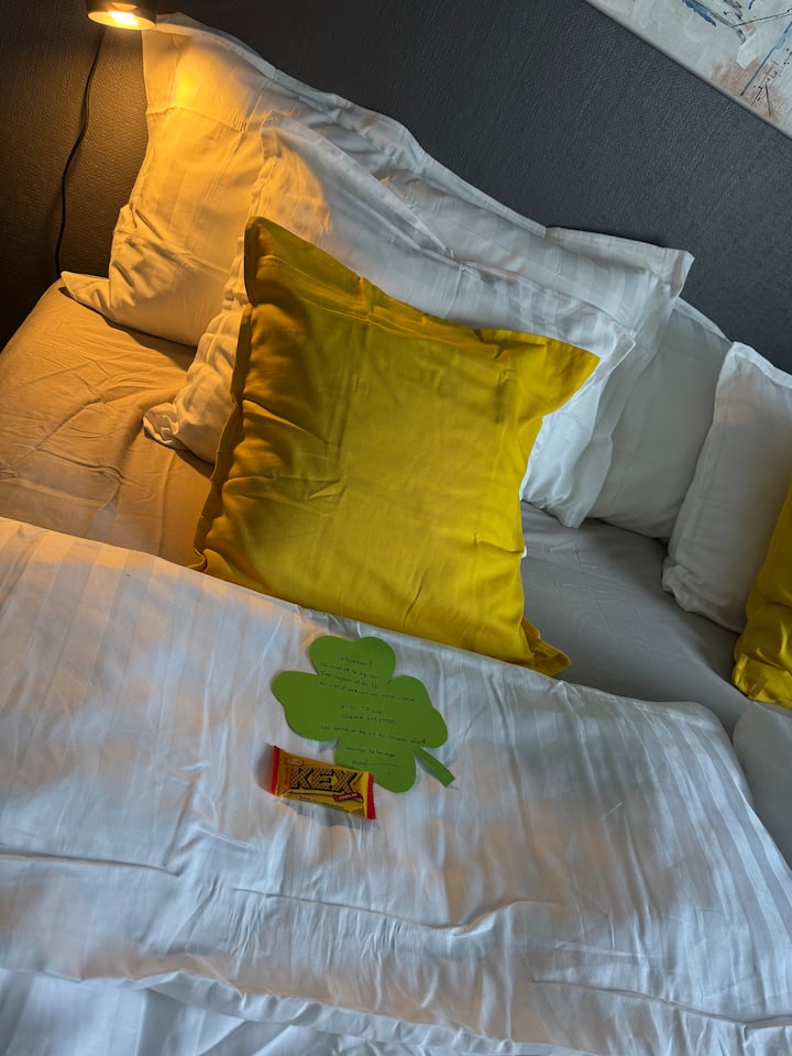 Zenour Villa - Bright & Cozy With Terrace - Åmål