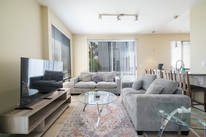 Marina Del Rey 2bedroom W/ Pool & Gym - Venice Beach, CA