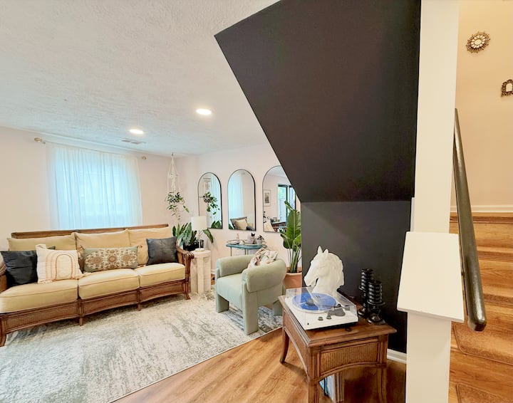 Cozy Retreat W/kayak Hike Beach - Gaithersburg, MD