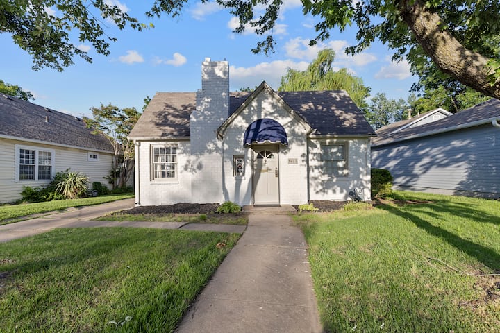 Florence Place Cottage - Tulsa, OK