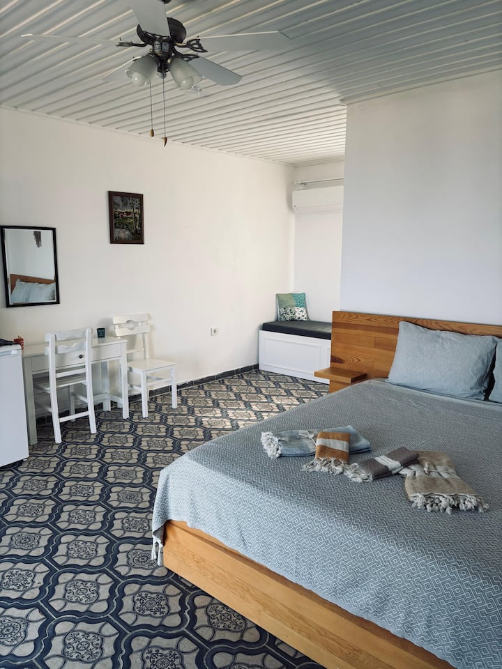 Furma ÇIftlik Evi - 1. Oda - Karaburun