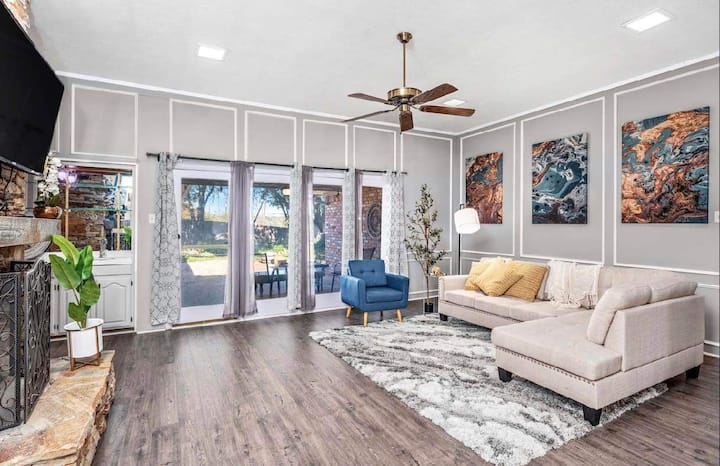 Relax In Style – Marin Family Stay - Carrollton, TX