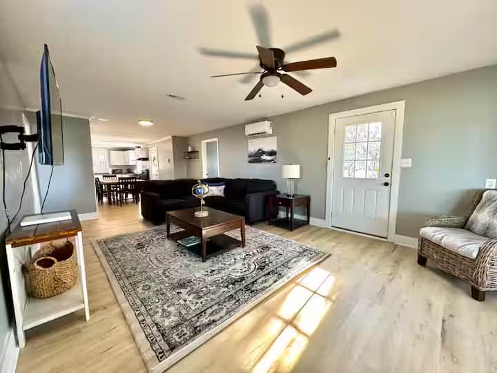 Whispering Shoals | Sleeps 6 - Beaufort, SC