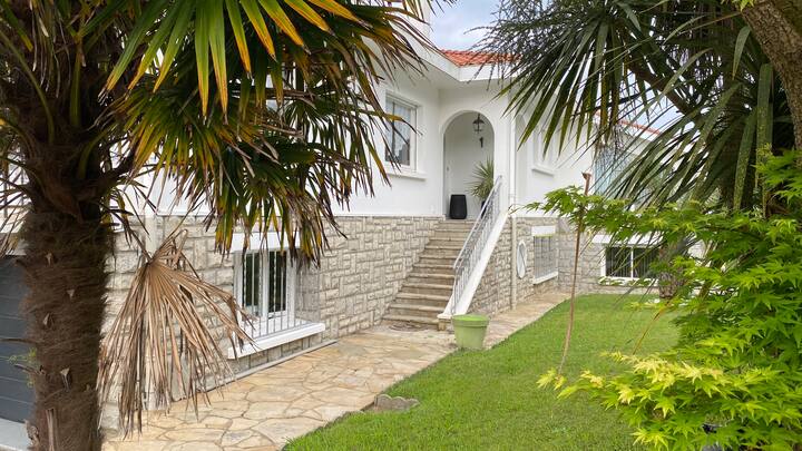Vaste Appartement 6 Pers - Bayonne