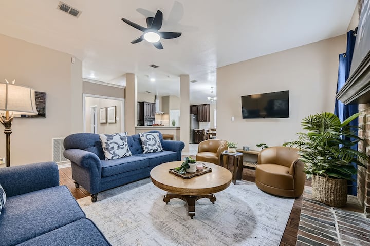 Grand Prairie Getaway On Salem - Grand Prairie, TX