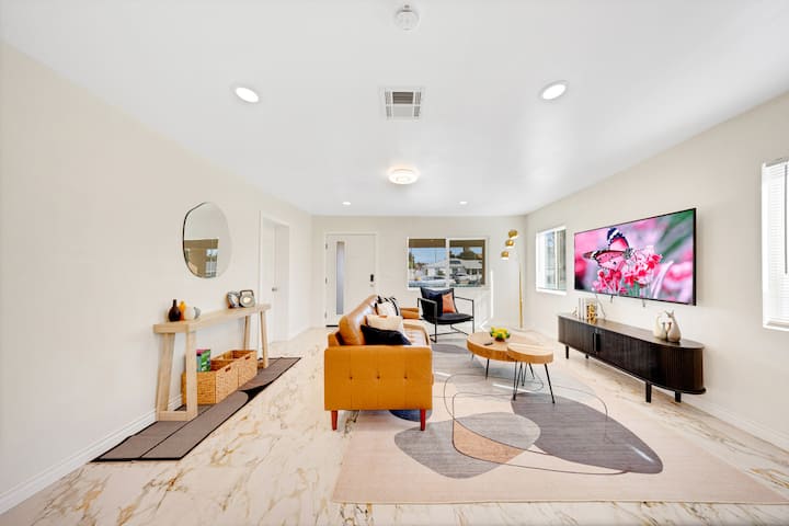 Ultimate Kids Family Game House Near Disneyland - Huntington Beach, CA