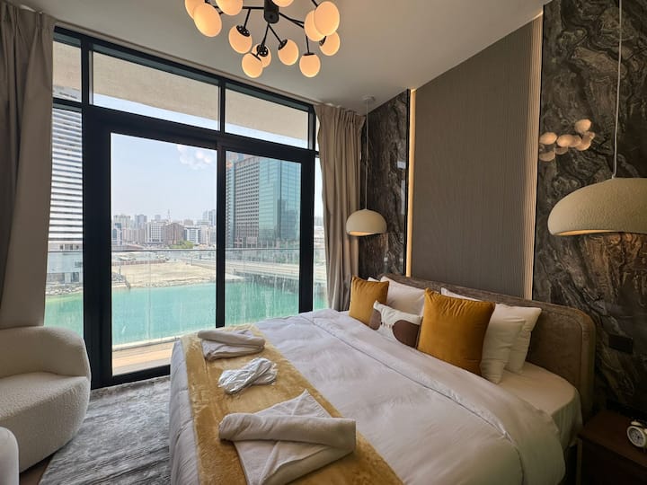 Lakeside Luxury Living In Al Maryah Island - Abu Dhabi
