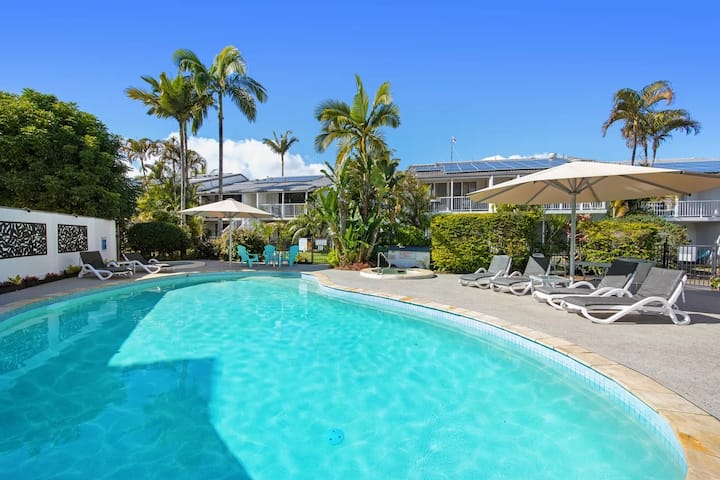 A Noosa River Gem… Steps To Everything! - Noosaville