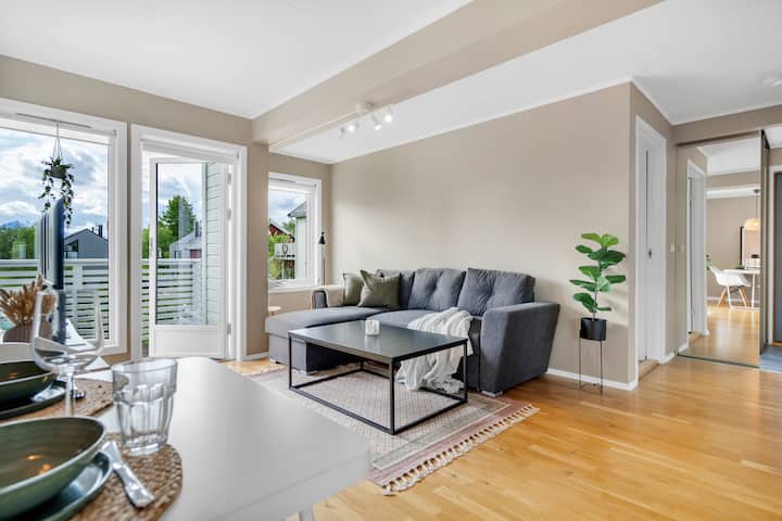 Comfy & Modern | Free Parking - Tromsø