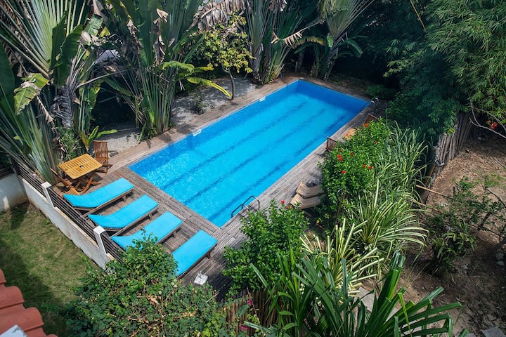 Studio Meublé Zone 4 - Côte d'Ivoire