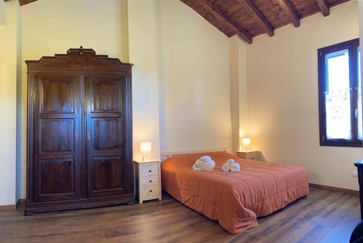 Il Fienile: Fascino, Natura E Benessere - Varese