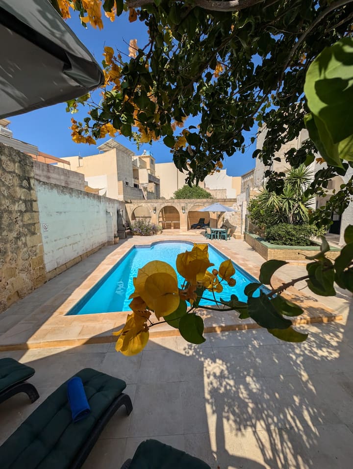 Gozitan Charm In Xaghra - Malta