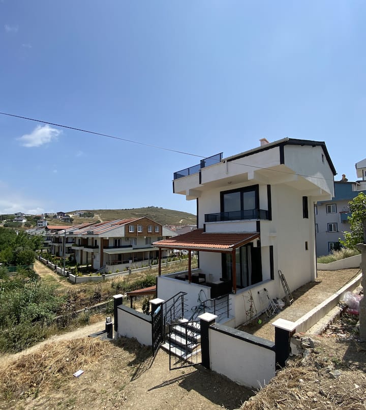 Müstakil 1+1 Bahçeli Sıfır Ev - Авша