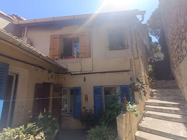 Charmante Maison Pittoresque - Marseille