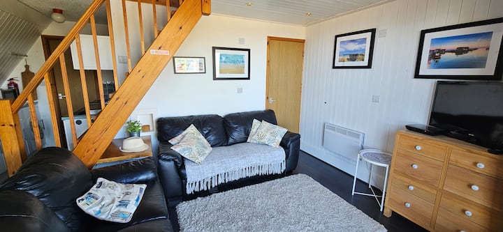 Scandi Style Timber Chalet - Dover