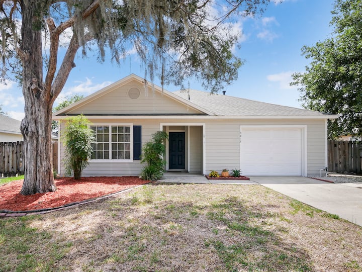 Modern Home~10 Min To Uf W/ Pool - Gainesville, FL