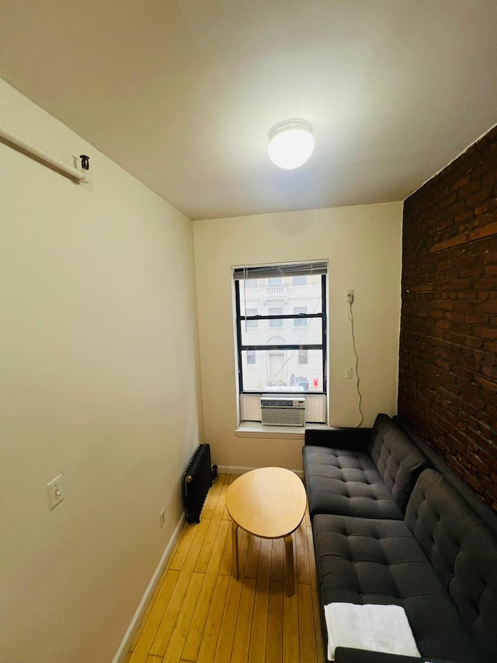 Newly Renovated Private Bath Chelsea Micro Studio4 - 