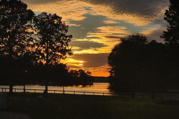 Sunset Oasis|privatedock|sleeps8 - Lake Greenwood State Park, Ninety Six