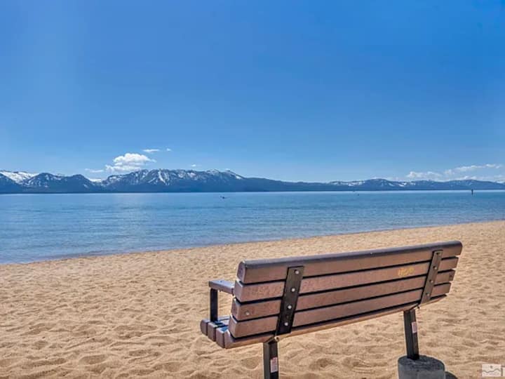 Walk To The Lake, Casinos& More! - Zephyr Cove, NV