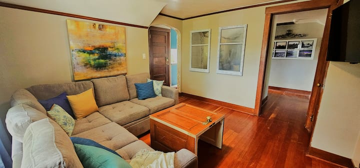 Elisa's Place Upstairs Apt W/ Private Entry For 5. - Spokane Valley, WA