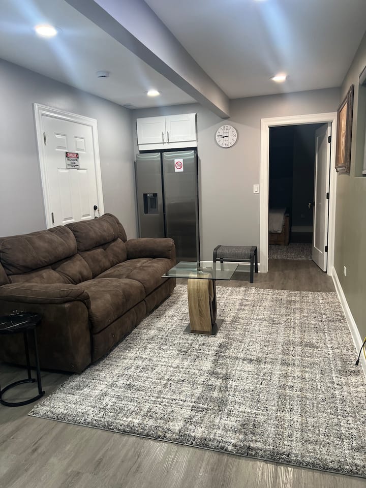 Style-based Home Apartment - Chicago, IL