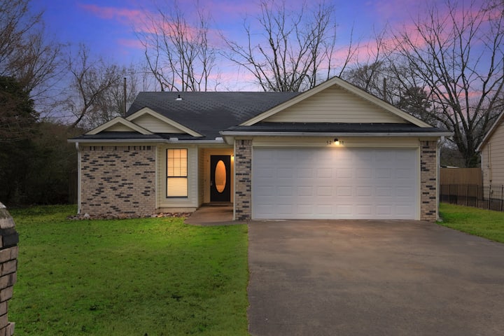 Uptown Serenity - Little Rock, AR