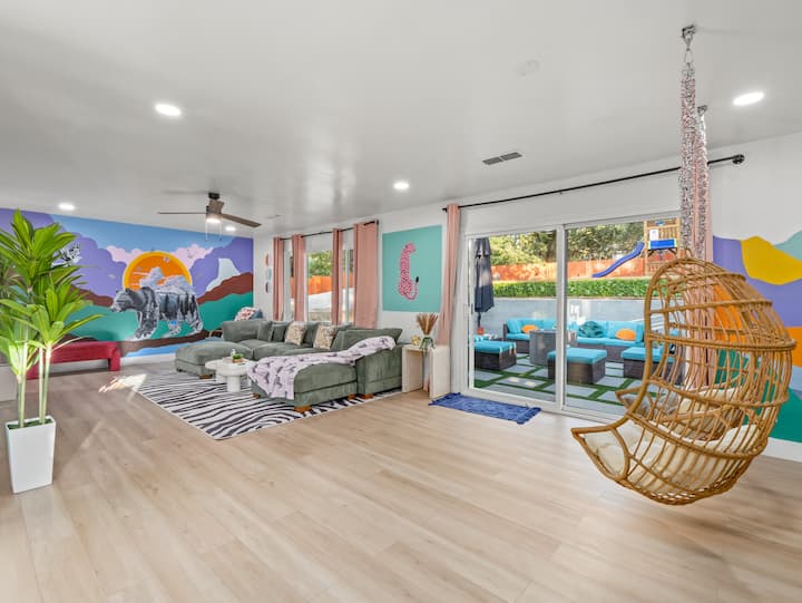 Stay W/ Mario Games + Hottub + Mini Golf + Bowling - Oakhurst, CA