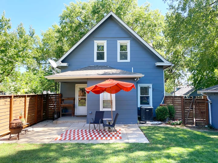 Charming Terra Cottage In West Plaza - Kansas City, KS