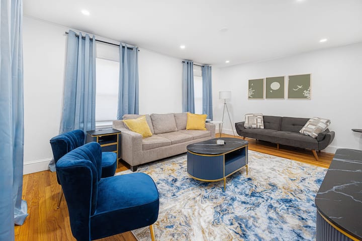 Central, Stylish Home In Quiet Boston Neighborhood - Boston, MA