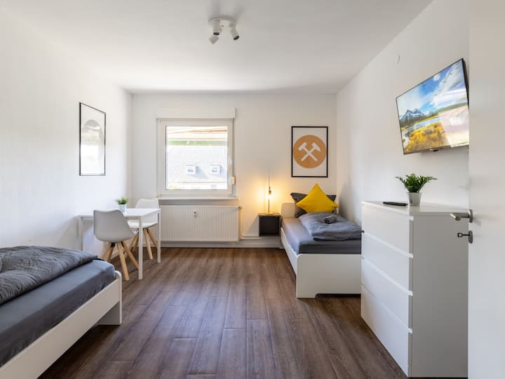 Budgetroom 3 Br Apartment - Marl