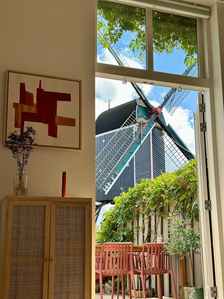 Canal House + Windmill View - Wassenaar