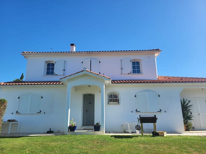 Appartement Pour 4 Personnes - Bayonne