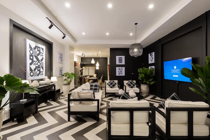 Big House With 4 Bedrooms In Nimman - 清邁
