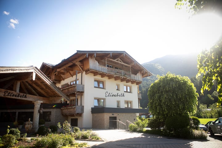 Hotel Elisabeth 4*s 
Juniorsuite Landidyll - 蒂羅爾州基希貝格